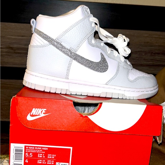 Nike | Shoes | Brand New Never Worn Very Nice Looks Better In Person I ...